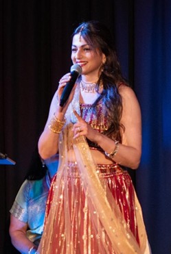 Music: Sur Sandhya – A tribute to Lata Mangeshkar and Asha Bhosle ...